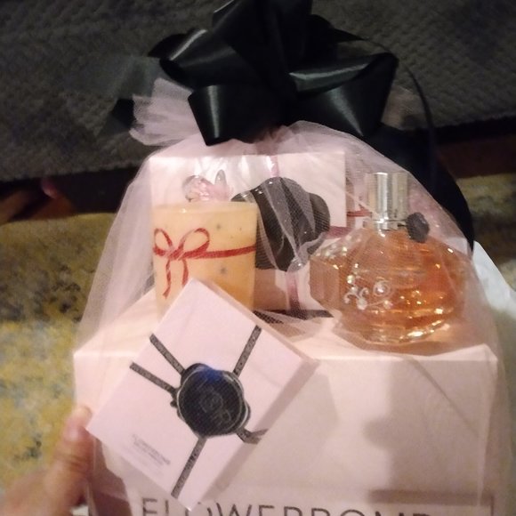 Other | Flowerbomb 3 Piece Gift Set | Poshmark